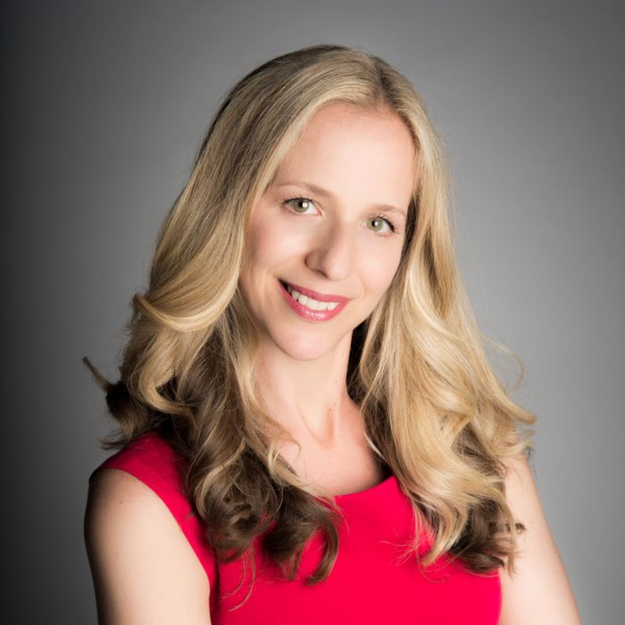 Amanda Cole of Yummy Mummy - Women Owned : Women Owned